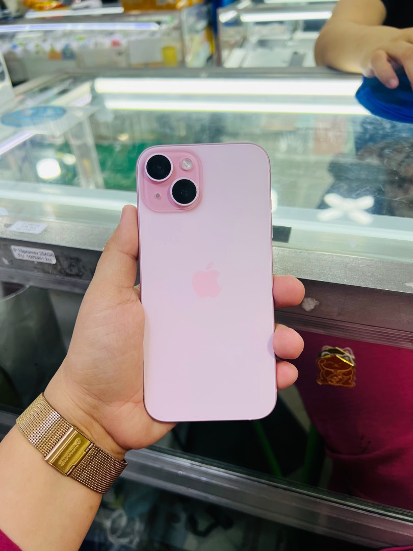 Iphone 15 128gb 98% batt FU may dent, Mobile Phones & Gadgets, Mobile ...