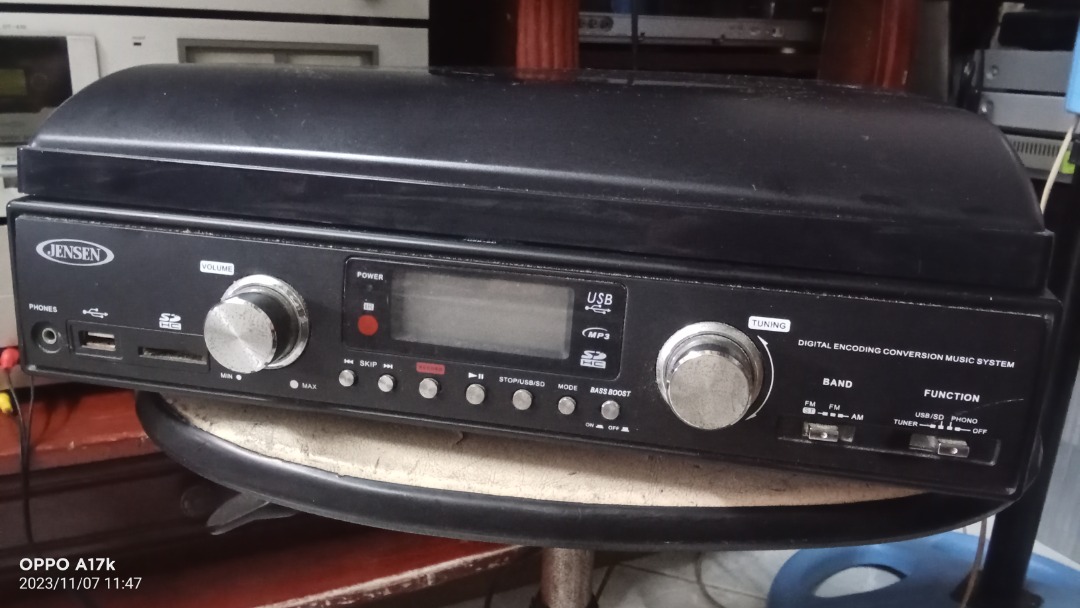 Jensen Turntable, Audio, Other Audio Equipment on Carousell