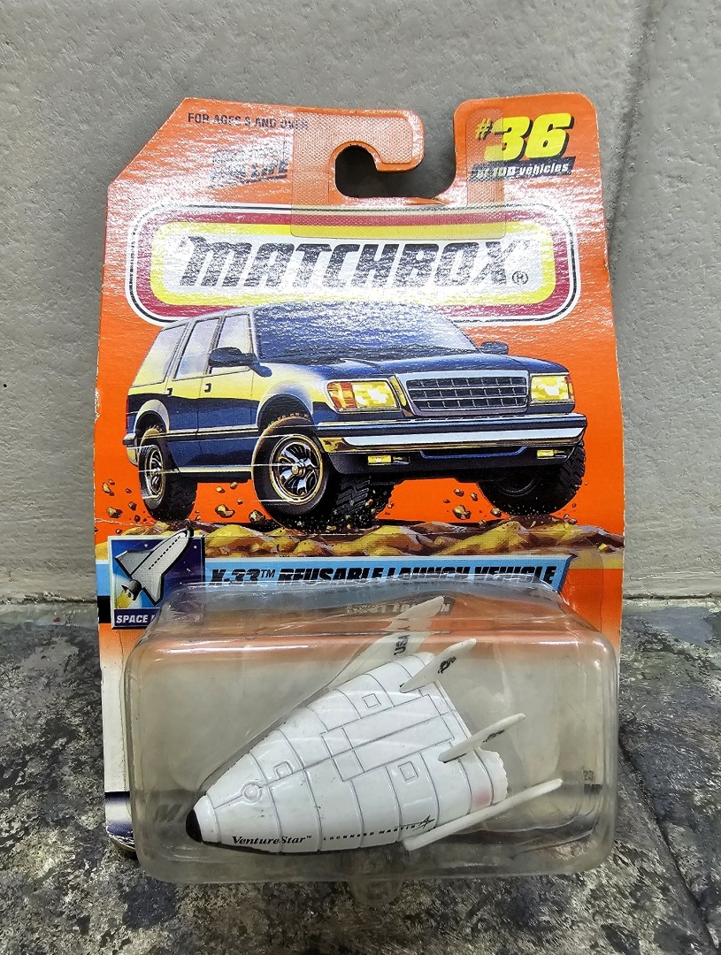 K-33 REUSABLE LAUNCH VEHICLE - Matchbox 1999 Space Explorer Series ...