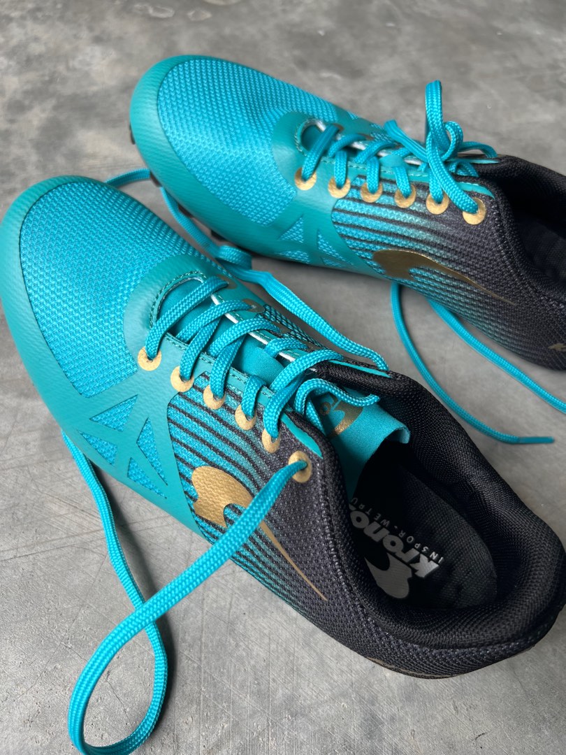 Kronos kids spikes, Sports Equipment, Other Sports Equipment and ...