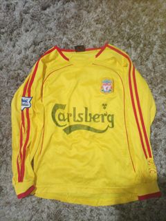 1985 Liverpool Retro Home Kit, Men's Fashion, Activewear on Carousell
