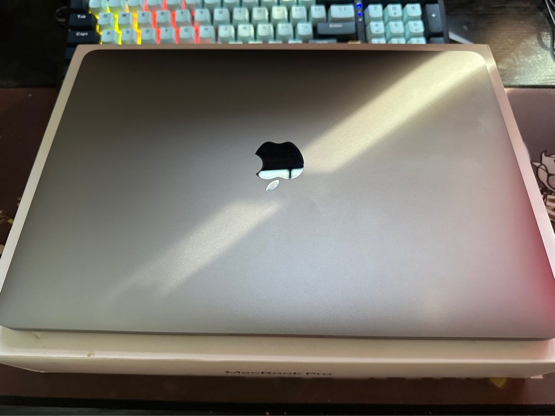 MacBook Pro 13 Inch 2022 M2 256gb Ssd, Computers & Tech, Laptops ...