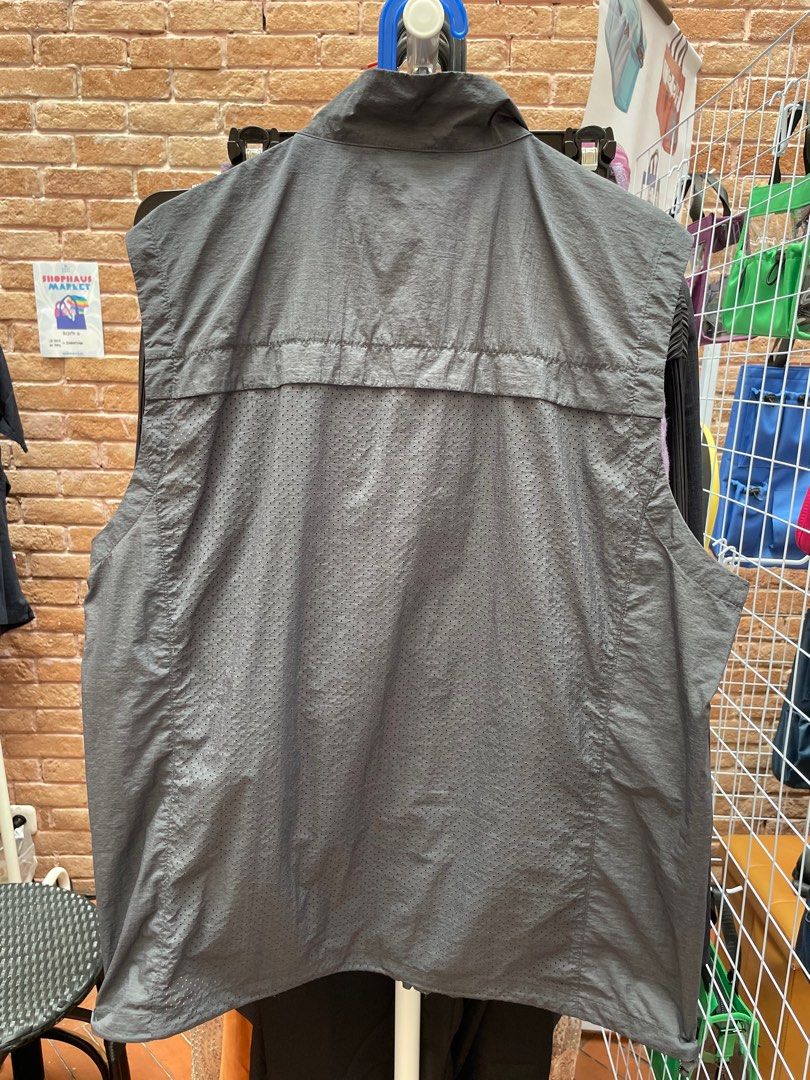 Merrell Dark Grey Wind Breaker Vest / Running / Trail Running / Rompi ...