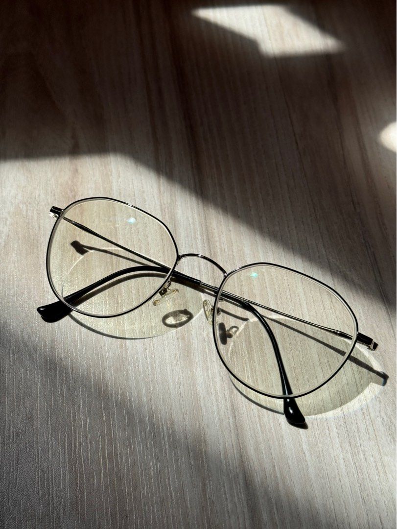 MOG spectacle frame, Women's Fashion, Watches & Accessories, Sunglasses ...