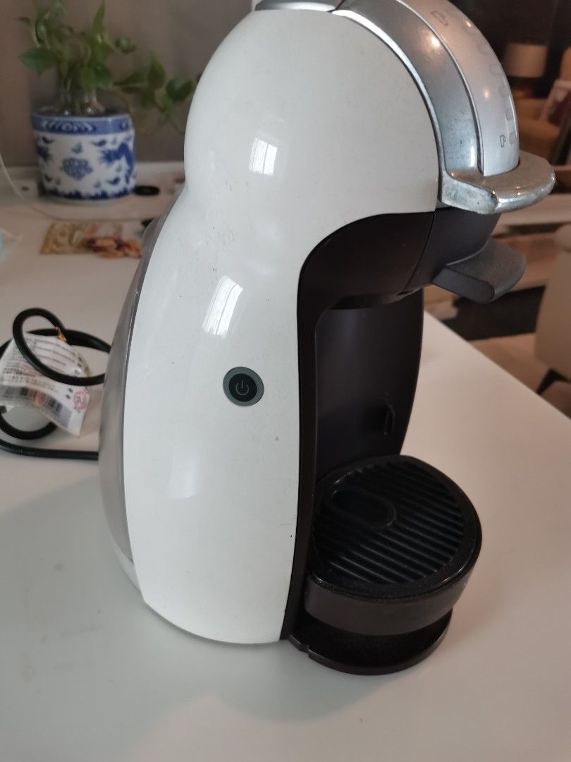 Nest Cafe dloce gusto machine, TV & Home Appliances, Kitchen Appliances ...