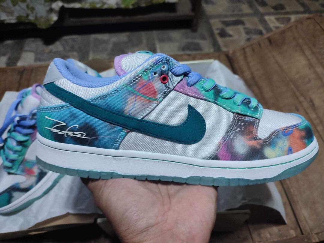 SB Dunk Low Futura Lab Sz 7 / Size 12, Men's Fashion, Footwear ...