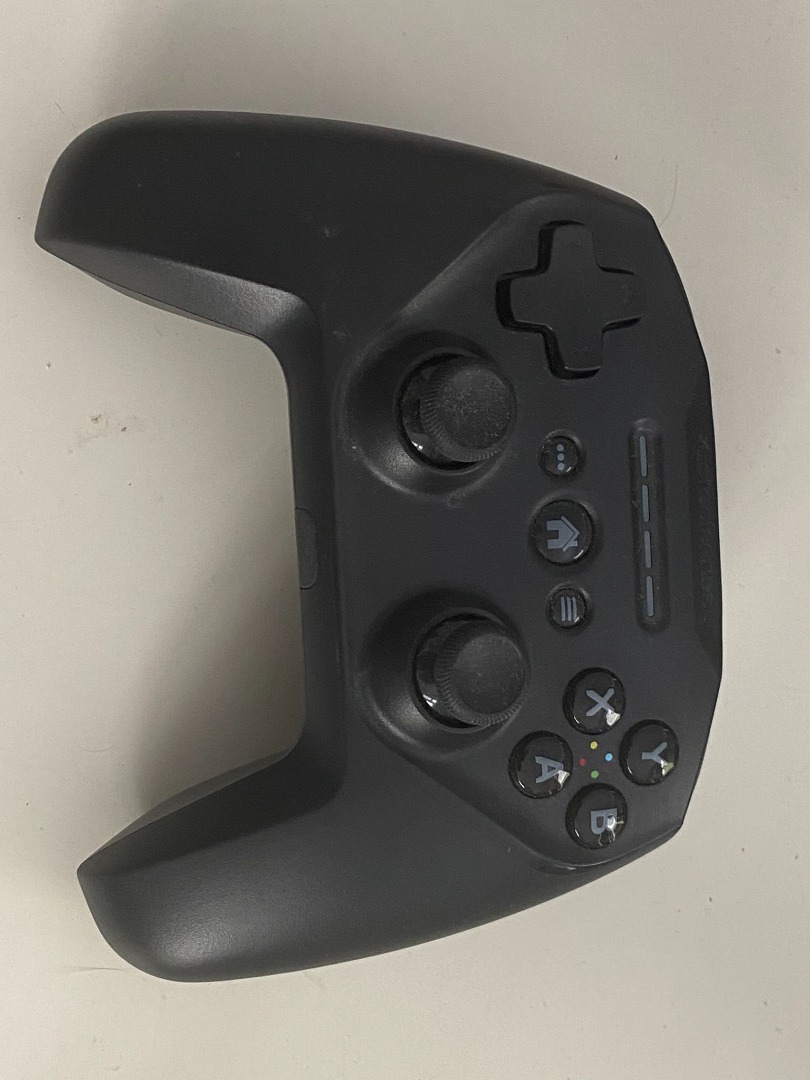 Steelseries Nimbus+ games controller, 電子遊戲, 遊戲機配件, 手掣 - Carousell