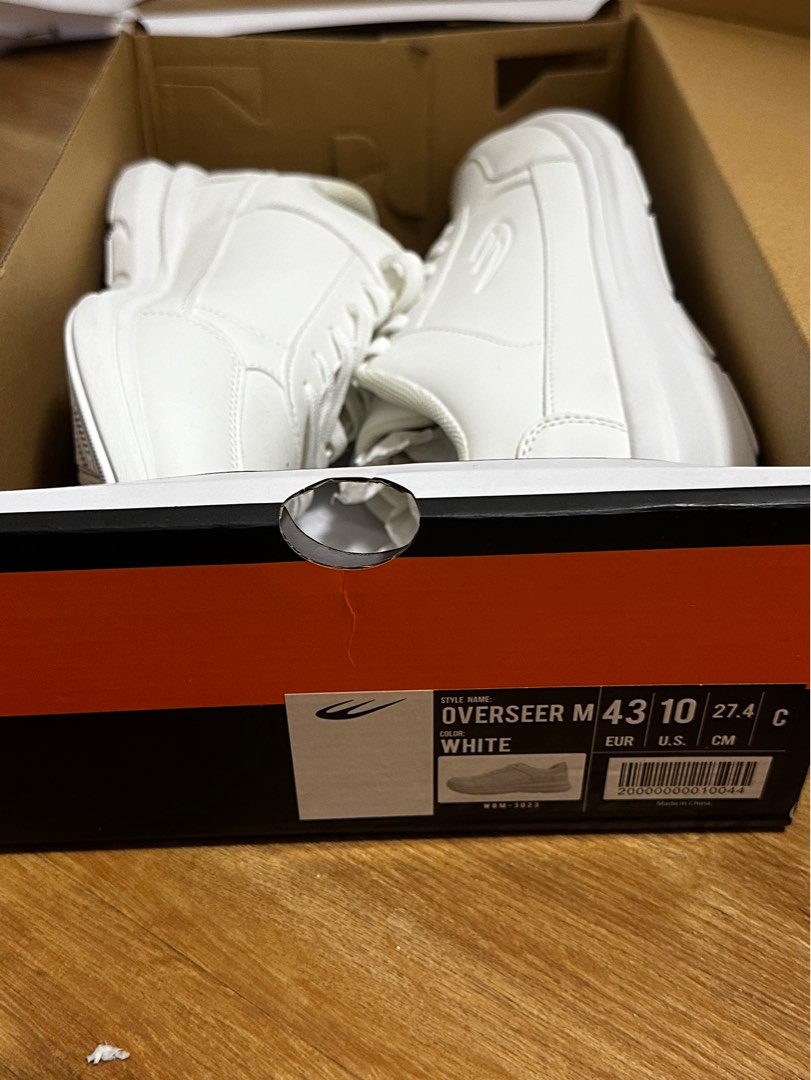 World Balance white rubber shoes US 10, Men's Fashion, Footwear, Casual ...