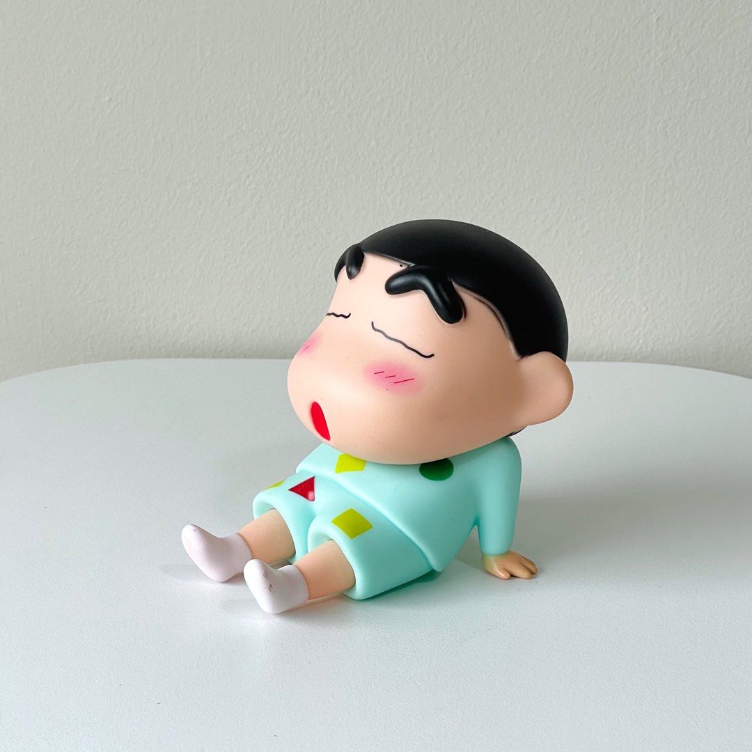 12cm Crayon Shinchan Phone Holder Stand Figurine, Hobbies & Toys, Toys & Games on Carousell