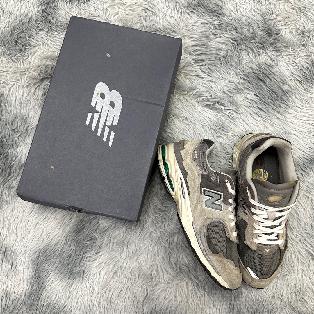 9.5US NB 2002r Protection Pack Rain Cloud, Men's Fashion, Footwear ...