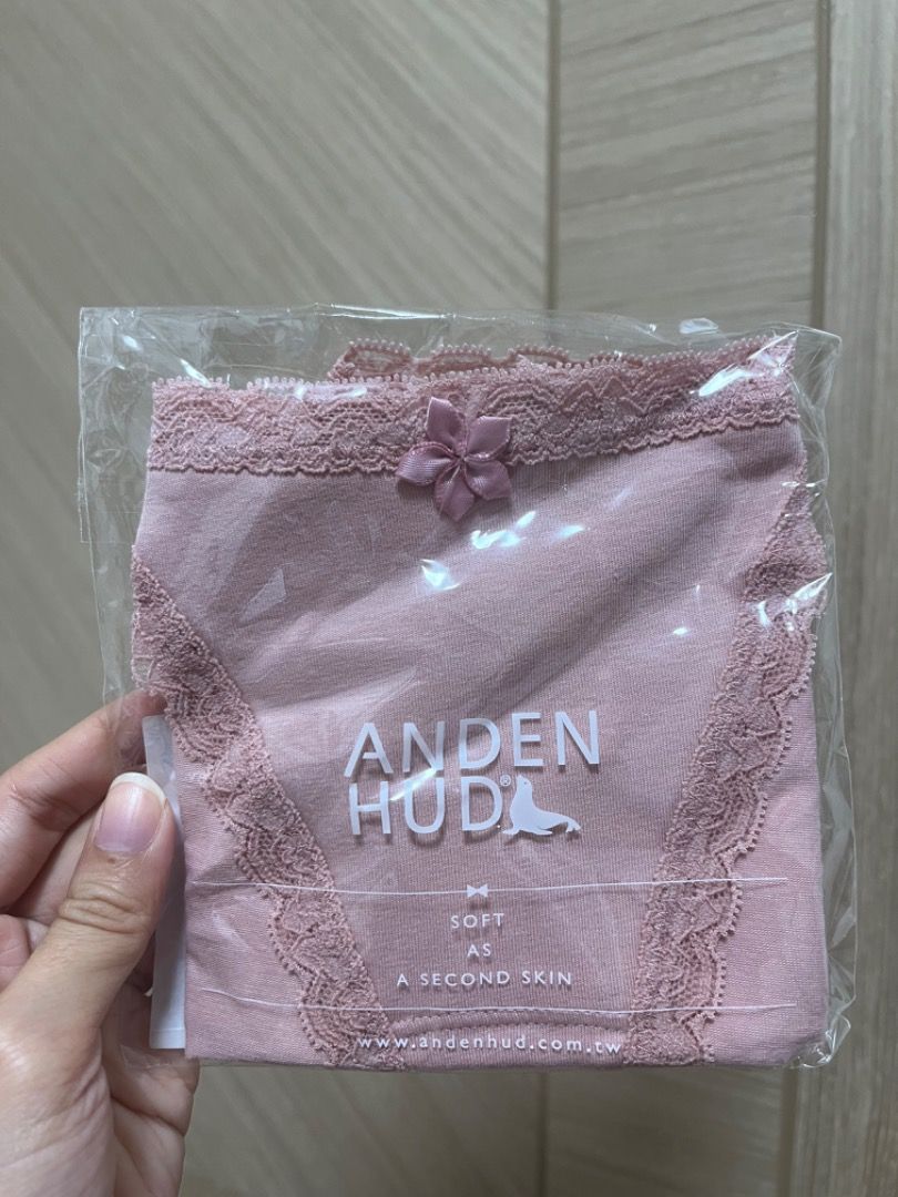 台灣Anden Hud 三角 低腰 內褲, 女裝, 孕婦衣服 - Carousell