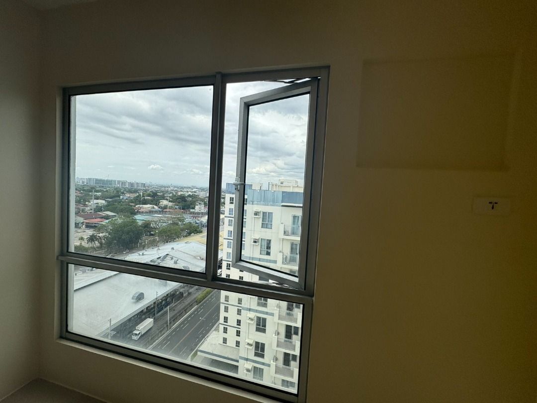 Avida Towers One Union Place Arca South near BGC Studio Condo for Lease ...