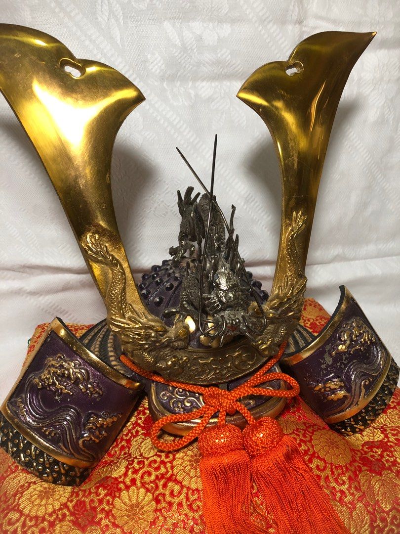 Dragon Suji KABUTO Samurai Helmet with Display Sword - Large, Hobbies ...