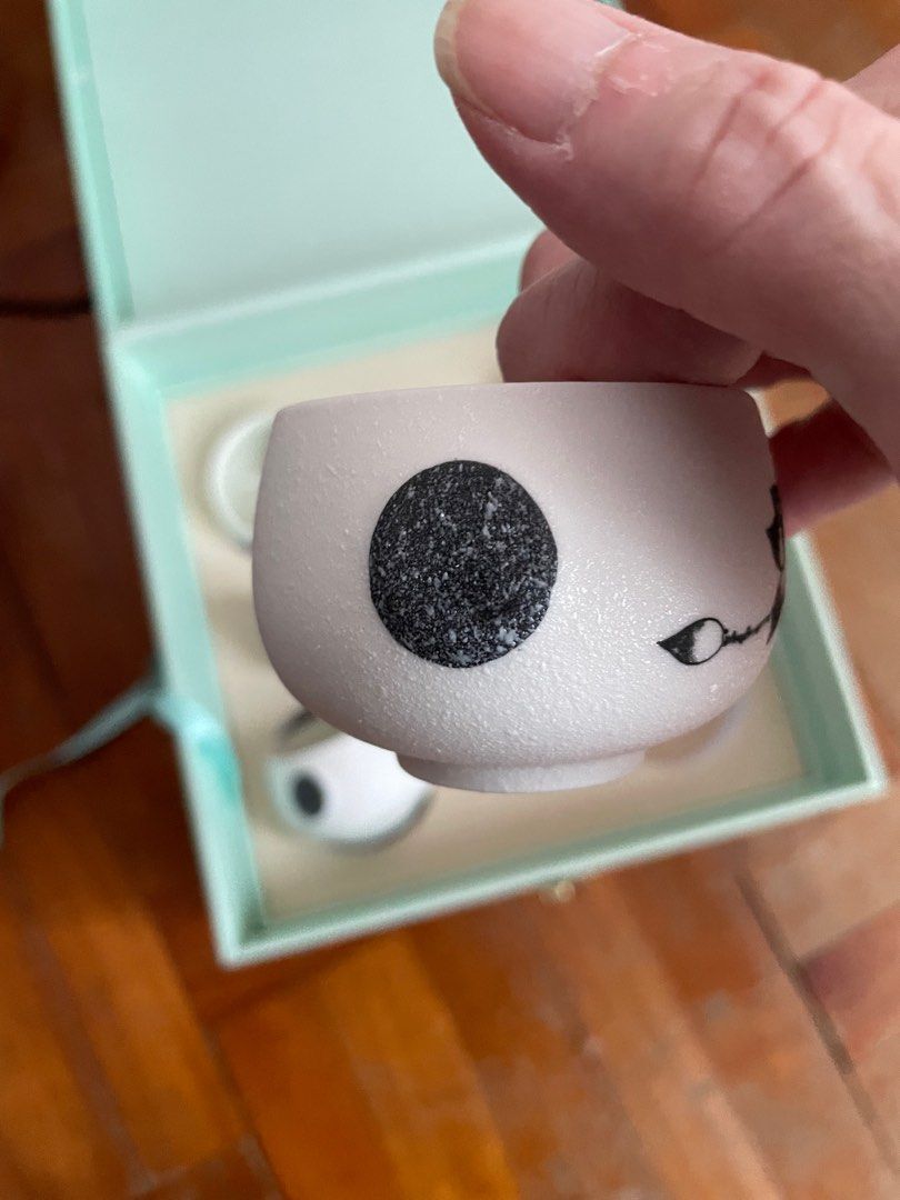 Fairmont mooncake tea sets box, Furniture & Home Living, Kitchenware ...