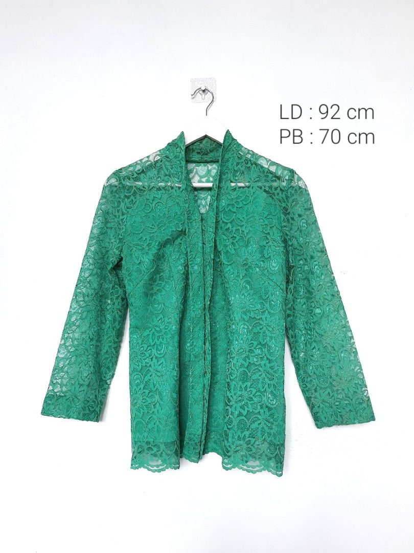 Kebaya Brukat Warna Hijau, Fesyen Wanita, Pakaian Wanita, Lainnya di Carousell