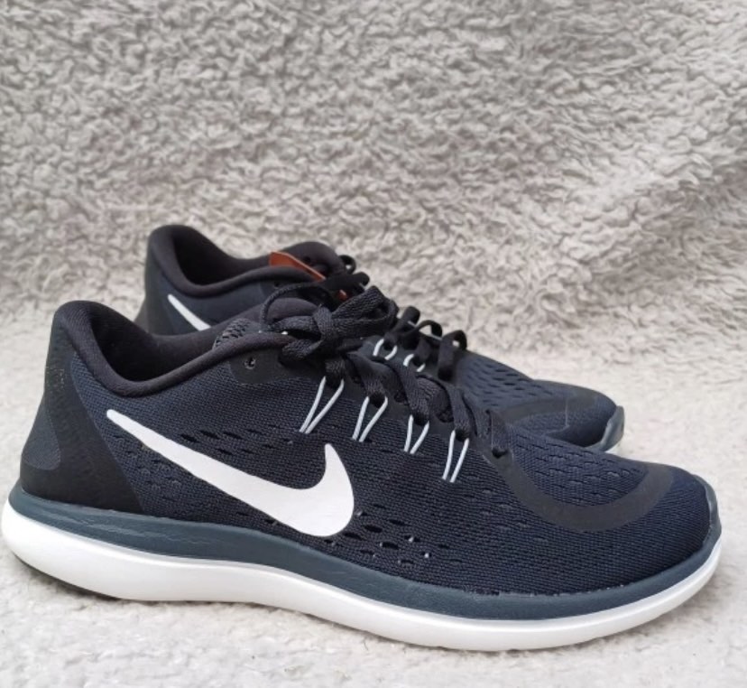 NIKE FLEX RUNNING, Fesyen Pria, Sepatu , Sneakers di Carousell