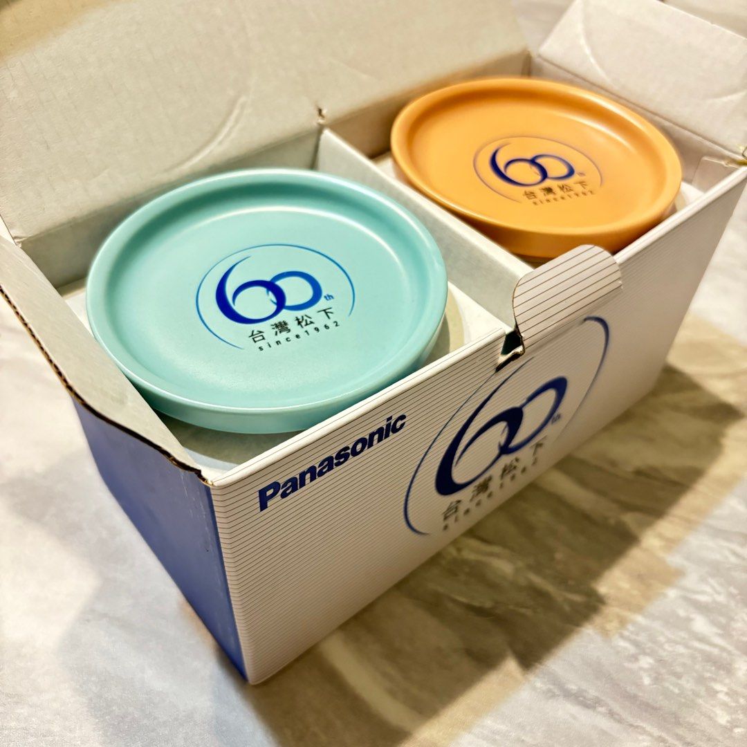 Panasonic 國際牌 60周年紀念馬克杯對杯2入組(SP-2388) 台灣松下, 家具及居家用品, 廚具和餐具, 茶具配件在旋轉拍賣