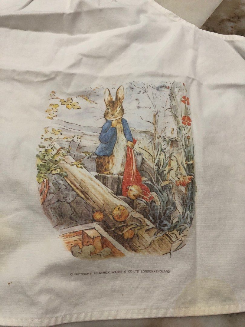 Peter Rabbit Kids Apron - defect Nett, Babies & Kids, Infant Playtime ...