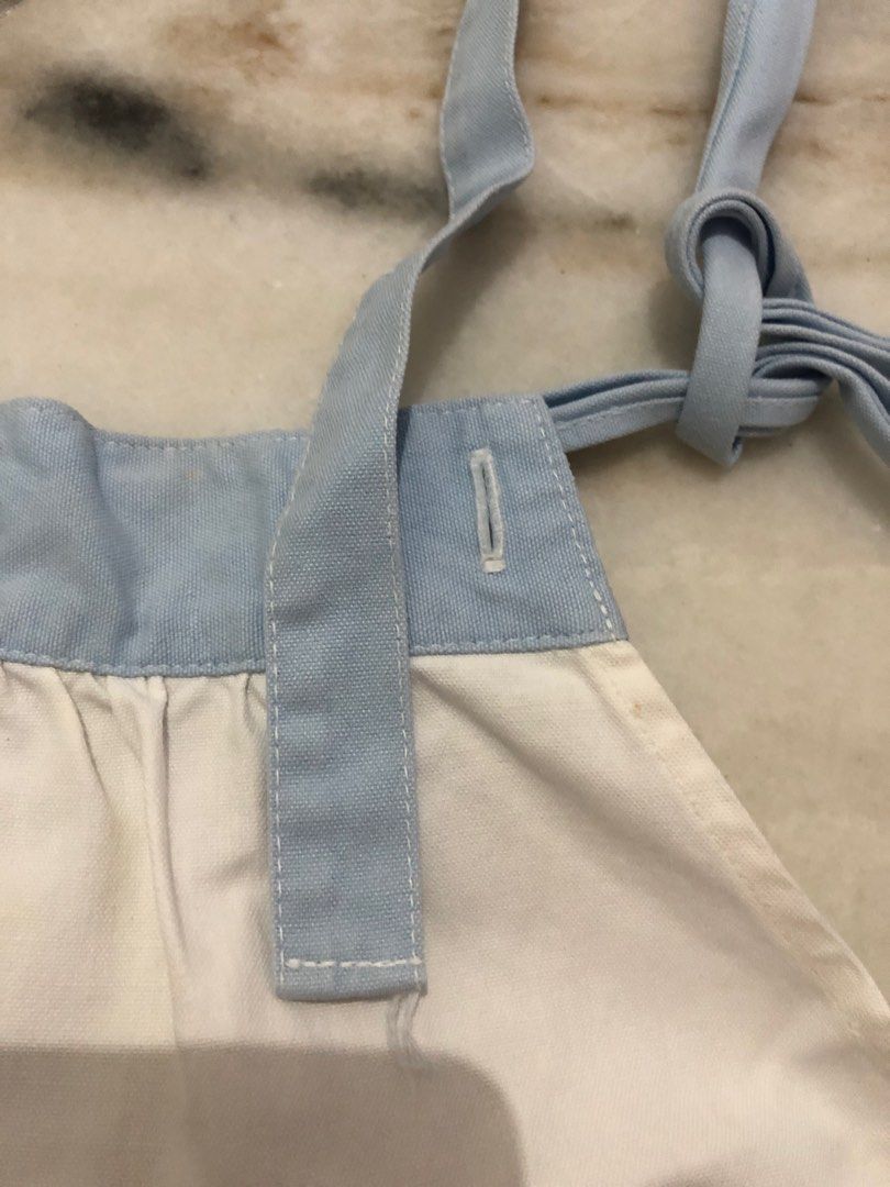 Peter Rabbit Kids Apron - defect Nett, Babies & Kids, Infant Playtime ...