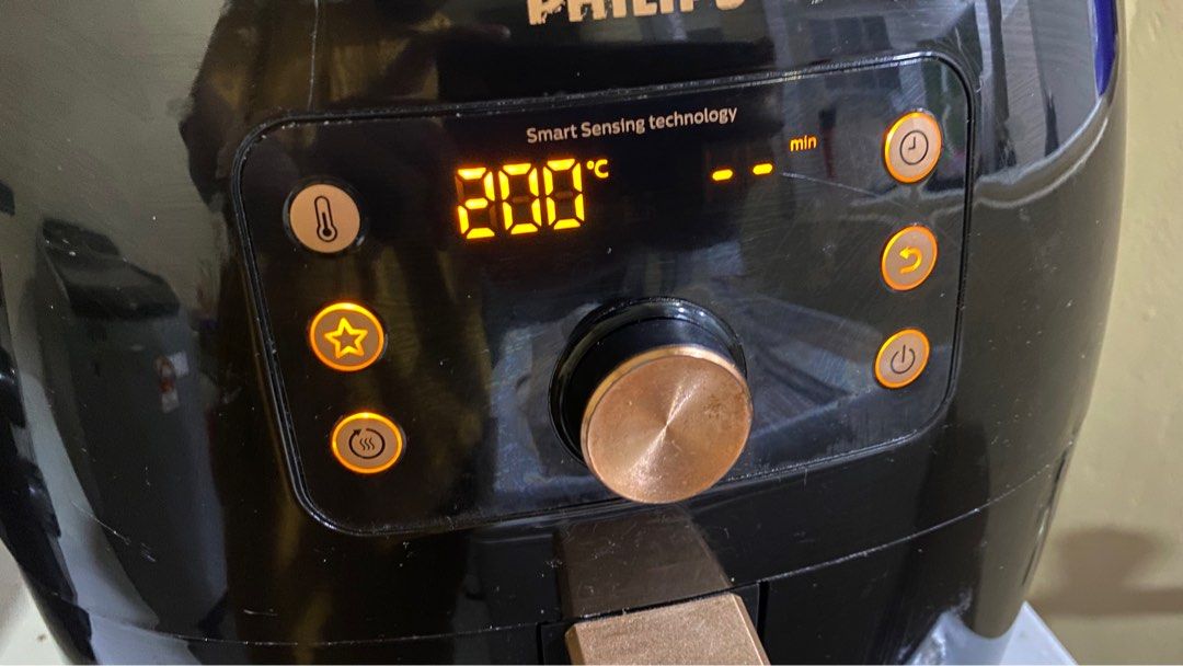 Philips Premium Airfryer XXL HD9860/99, TV & Home Appliances, Kitchen ...