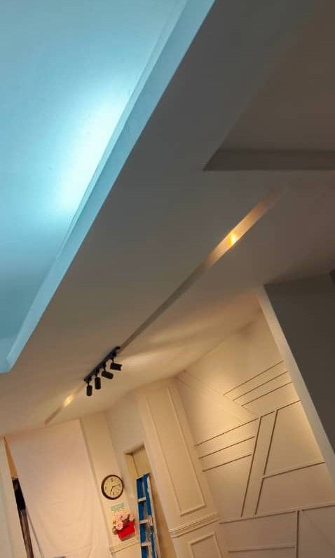 Repair plaster siling, Furniture & Home Living, Home Decor, Wall Decor ...