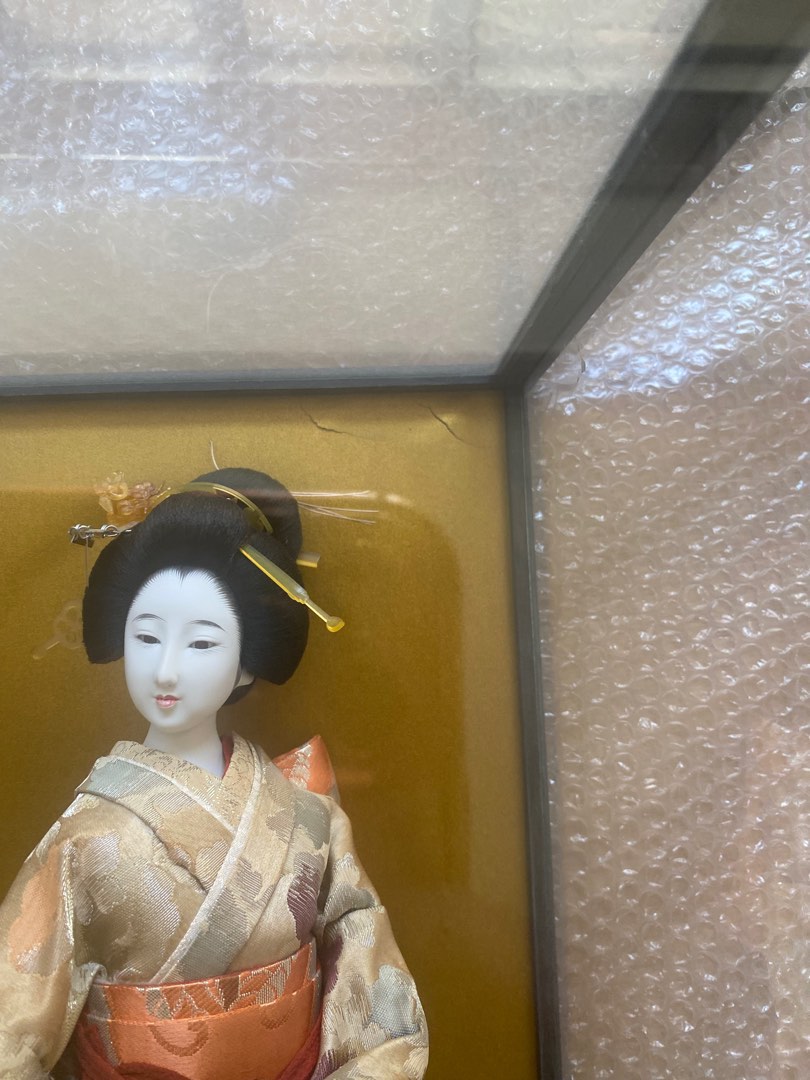RUSH!! Japanese Geisha Statue (NEGOTIABLE), Furniture & Home Living ...