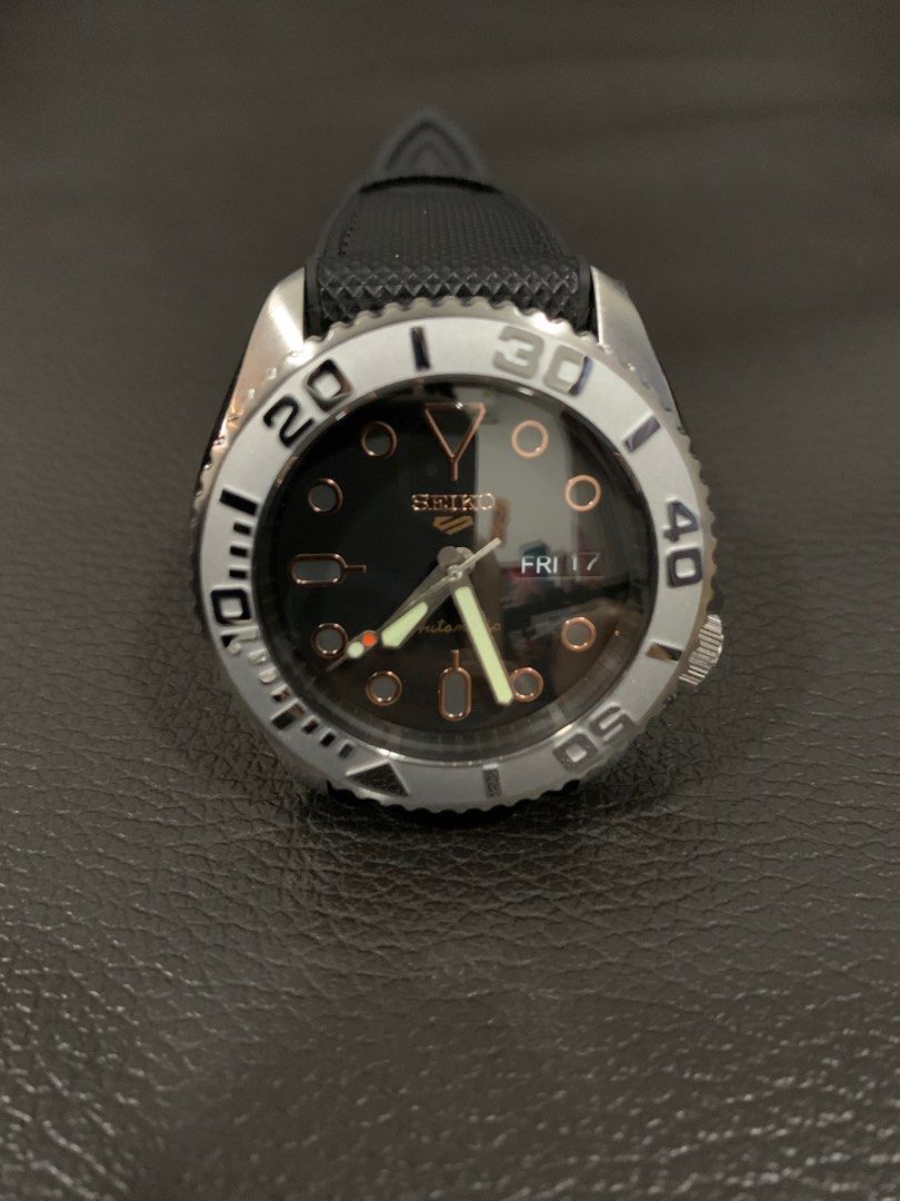 SEIKO NH36 BLACK SKX007, Luxury, Watches on Carousell