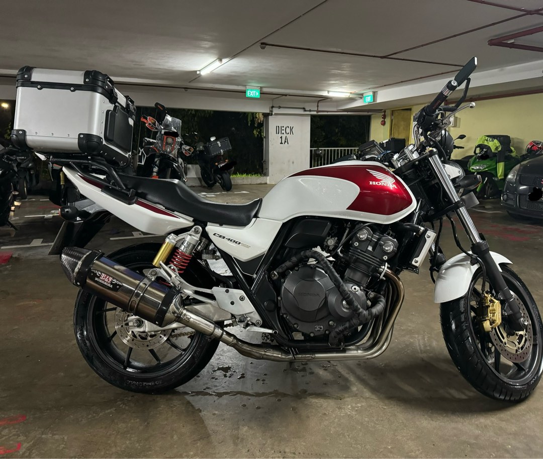 Super Four (CB400) April 2026, Motorcycles, Motorcycles for Sale, Class 2A on Carousell