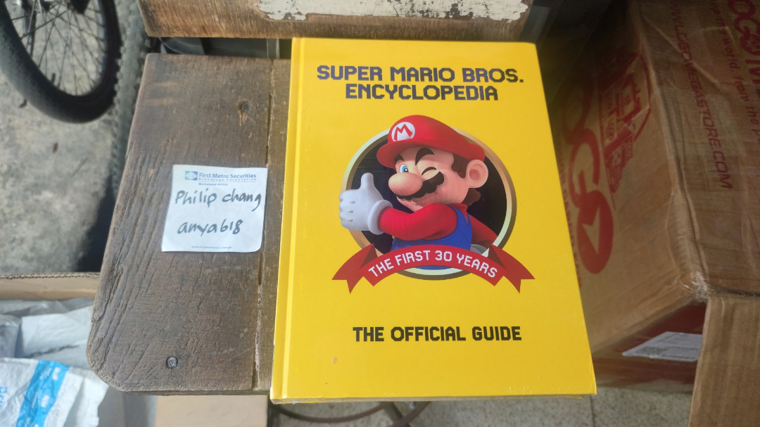 Super Mario Bros Encyclopedia: The Official Guide to the First 30 Years ...