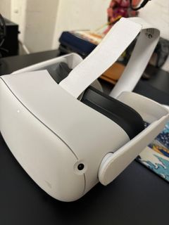 Oculus Quest, Video Gaming, Gaming Accessories, Virtual Reality on ...
