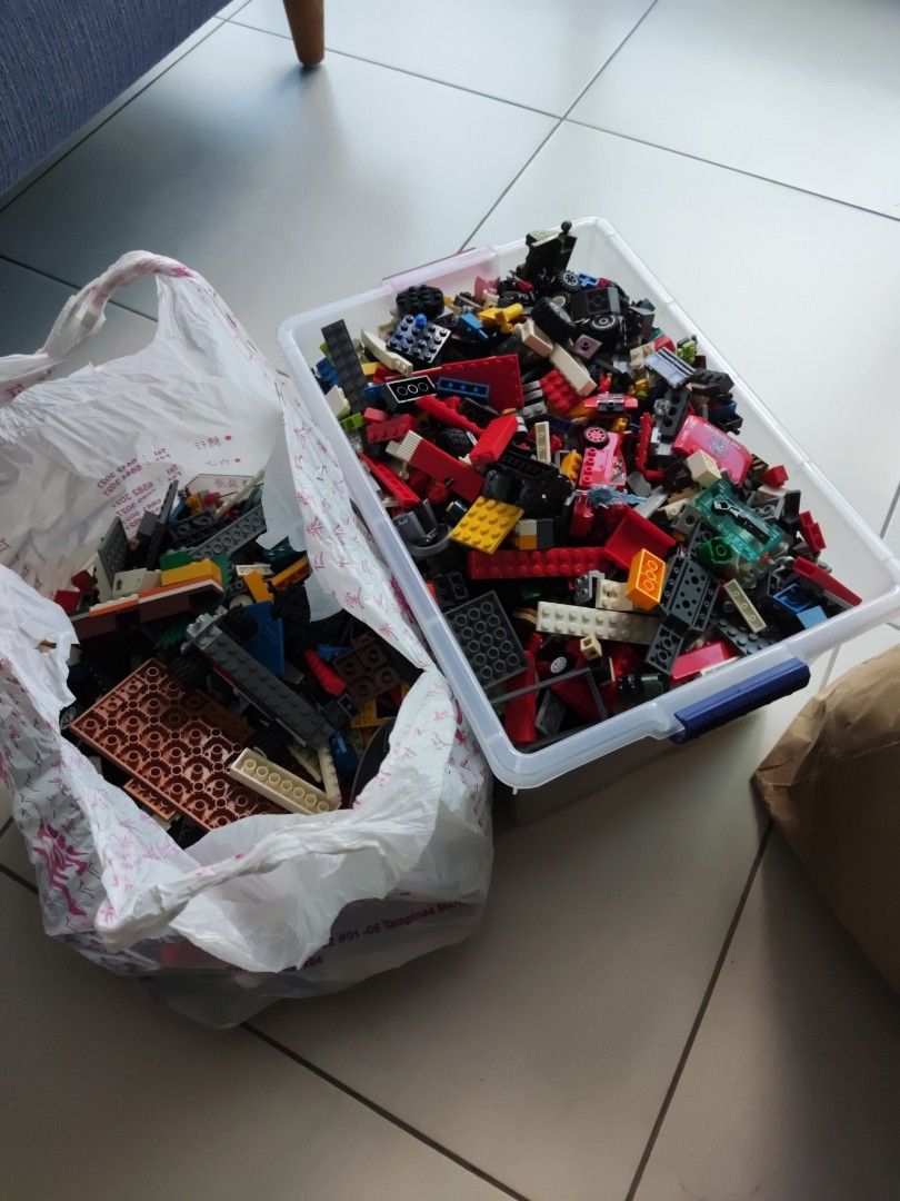 2 big packets of Lego loose parts (container not included), Hobbies ...