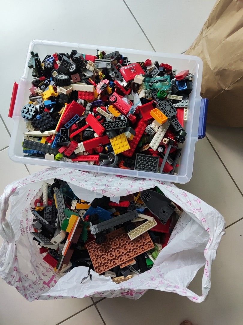 2 big packets of Lego loose parts (container not included), Hobbies ...