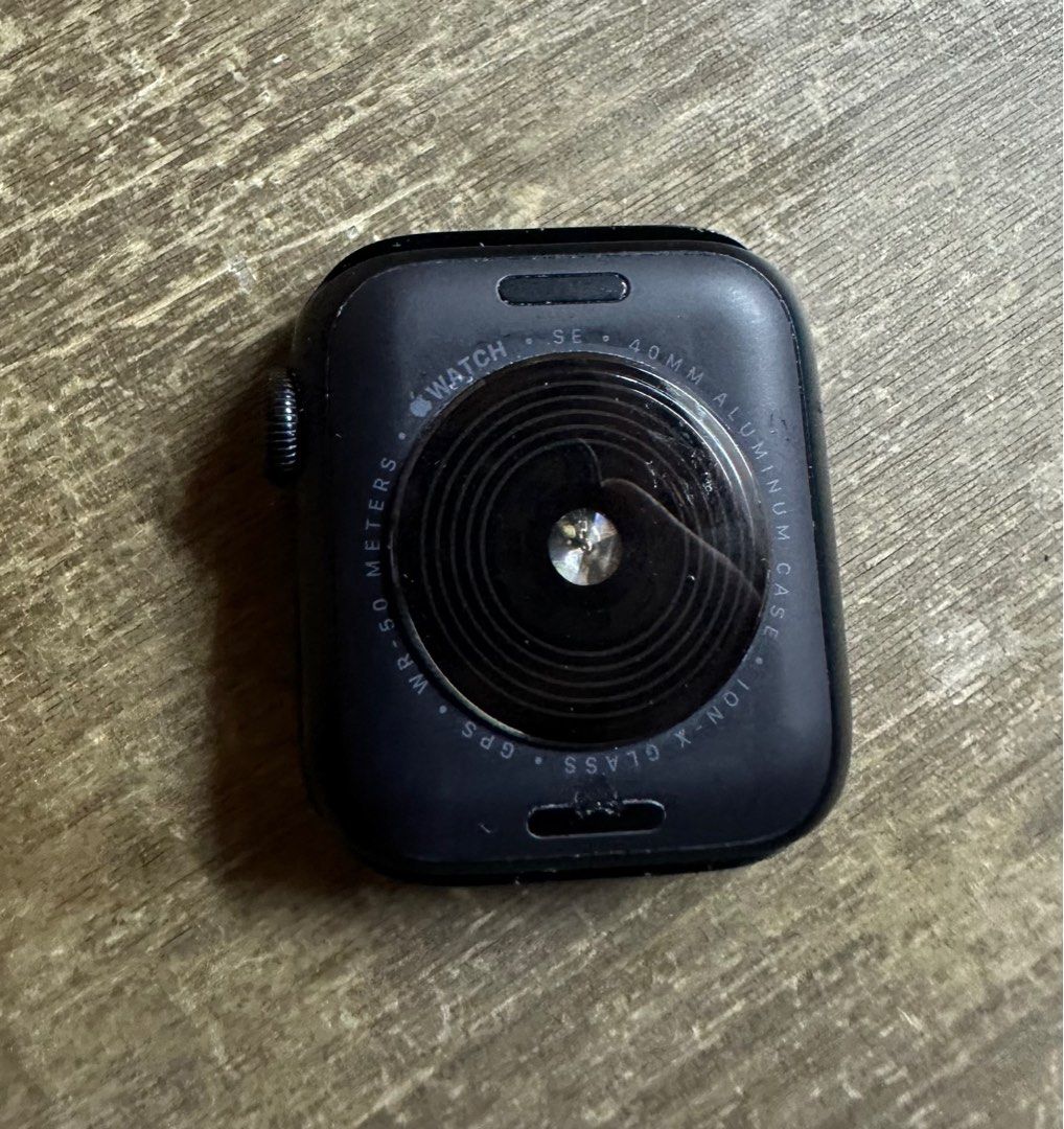 Apple Watch SE (2nd Gen) 40mm Midnight Aluminium Case and Sport Band ...