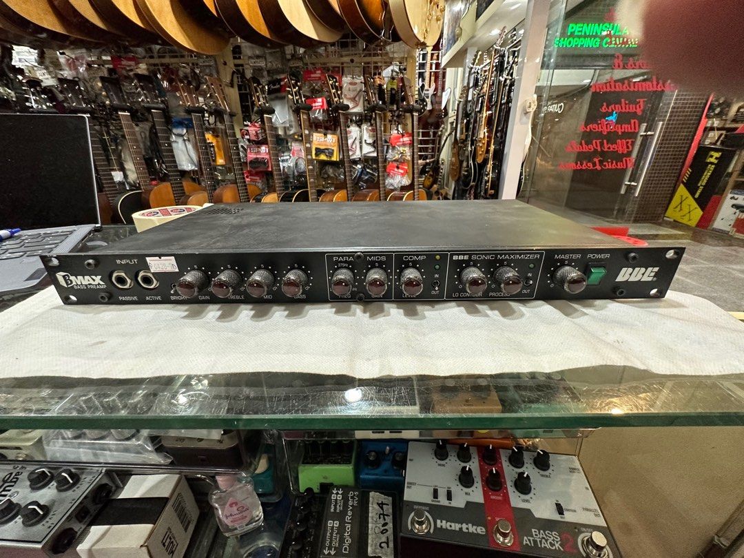 BBE BMAX Bass Preamp, Hobbies & Toys, Music & Media, Music Accessories ...