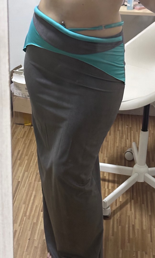 Carol Chia Dress, Women's Fashion, Bottoms, Skirts on Carousell