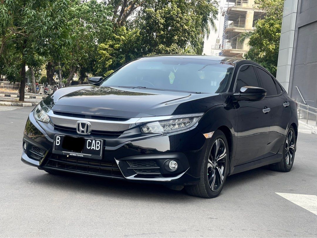 Honda Civic Sedan Turbo Hitam AT 2017, Mobil & Motor, Mobil untuk ...