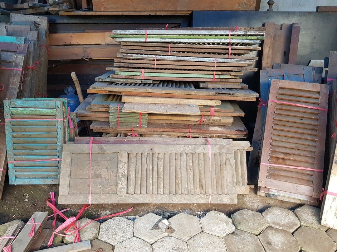 JENDELA ANTIK ANTIQUE KREPYAK JALUSI FULL JATI TUA BUAT RESTO ...