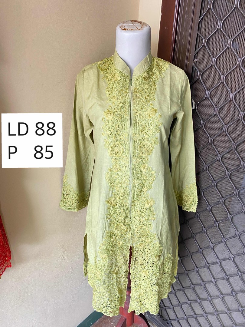 Kebaya Encim Wanita Hijau Muda High Neck Busui Friendly Kebaya Betawi ...