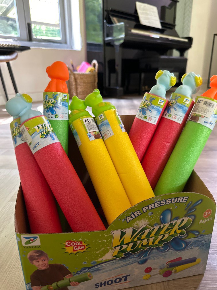 Kids Pool gun water water foam pump, Hobbies & Toys, Toys & Games on ...