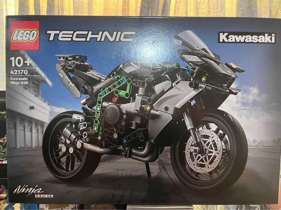 Lego Technic Kawasaki Ninja H2R (42170), Hobbies & Toys, Toys & Games ...