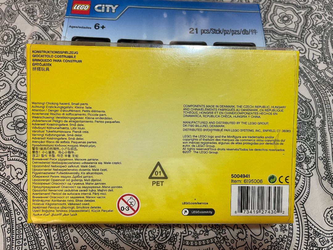 Limited Edition: Lego Classic Minifigure Collection 5004941, Hobbies ...