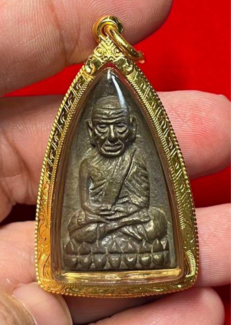 Lp Thuad Wat Changhai !, Hobbies & Toys, Memorabilia & Collectibles ...