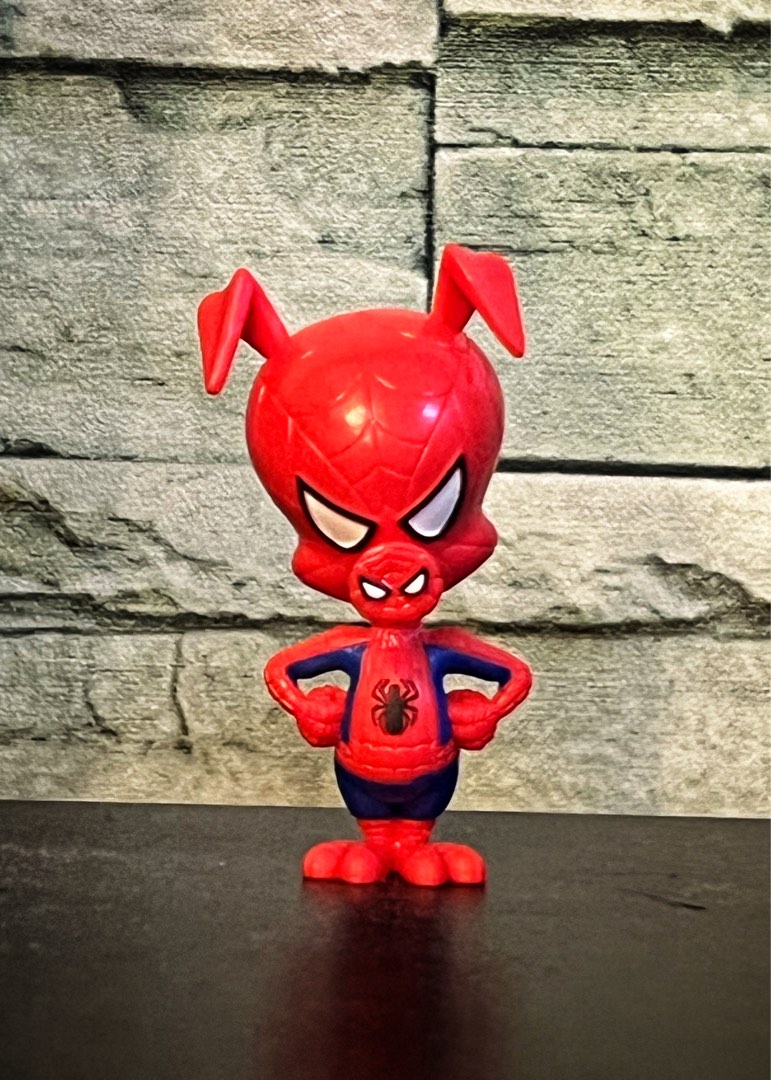 Marvel Legends Spider Ham (1/12 Scale) - Into the Spiderverse., Hobbies ...