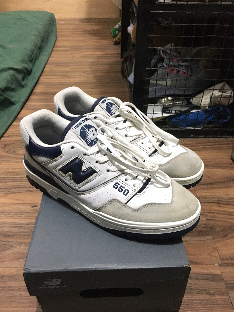 New balance 550 white navy, Fesyen Pria, Sepatu , Sneakers di Carousell