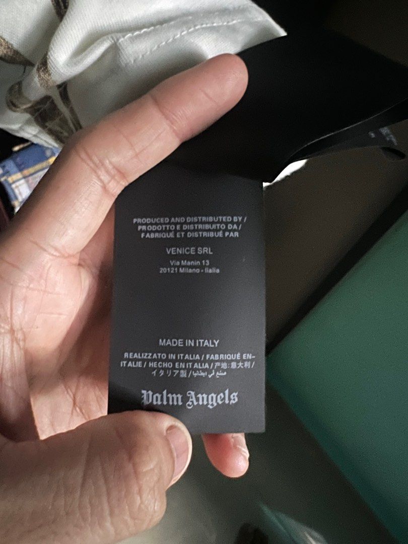 Palm angles, Men's Fashion, Activewear on Carousell