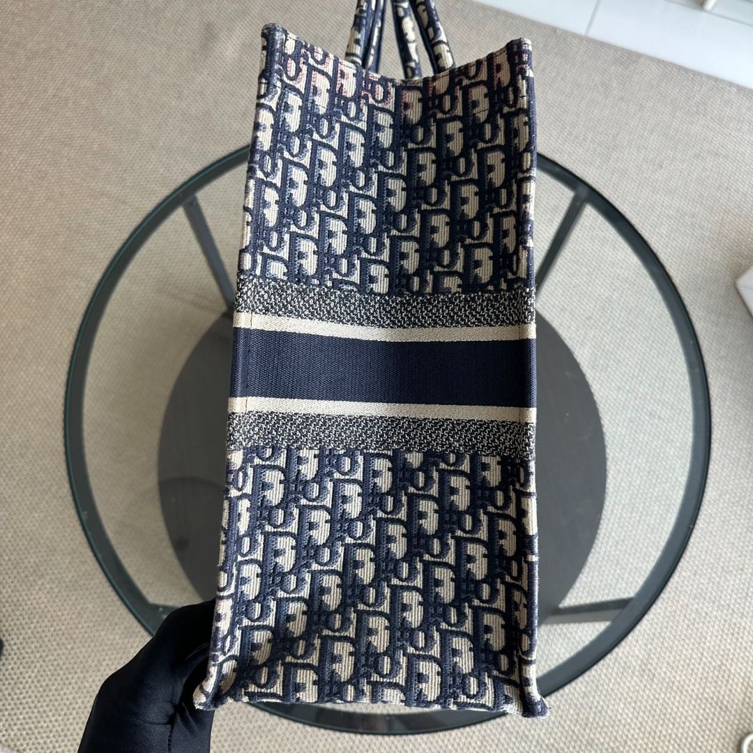 *Receipt* Dior Book Tote Large Canvas Monogram Dark Blue, Barang Mewah ...