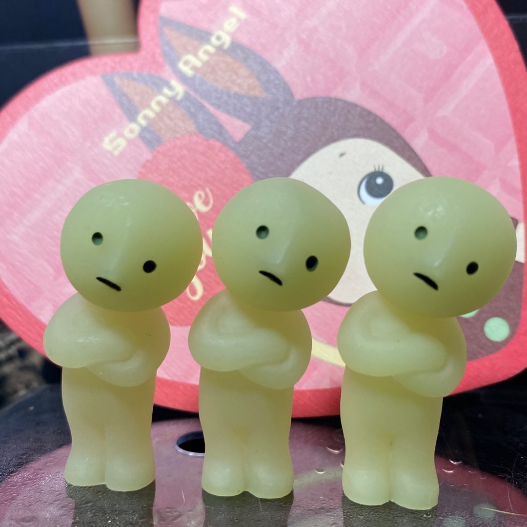 SMISKI WORK SERIES: GROUP THINK, Hobbies & Toys, Toys & Games on Carousell