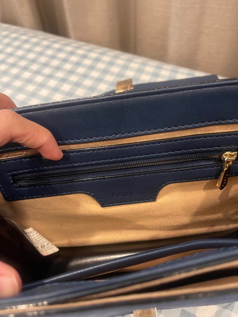 Tas Pedro Original, Fesyen Wanita, Tas & Dompet di Carousell