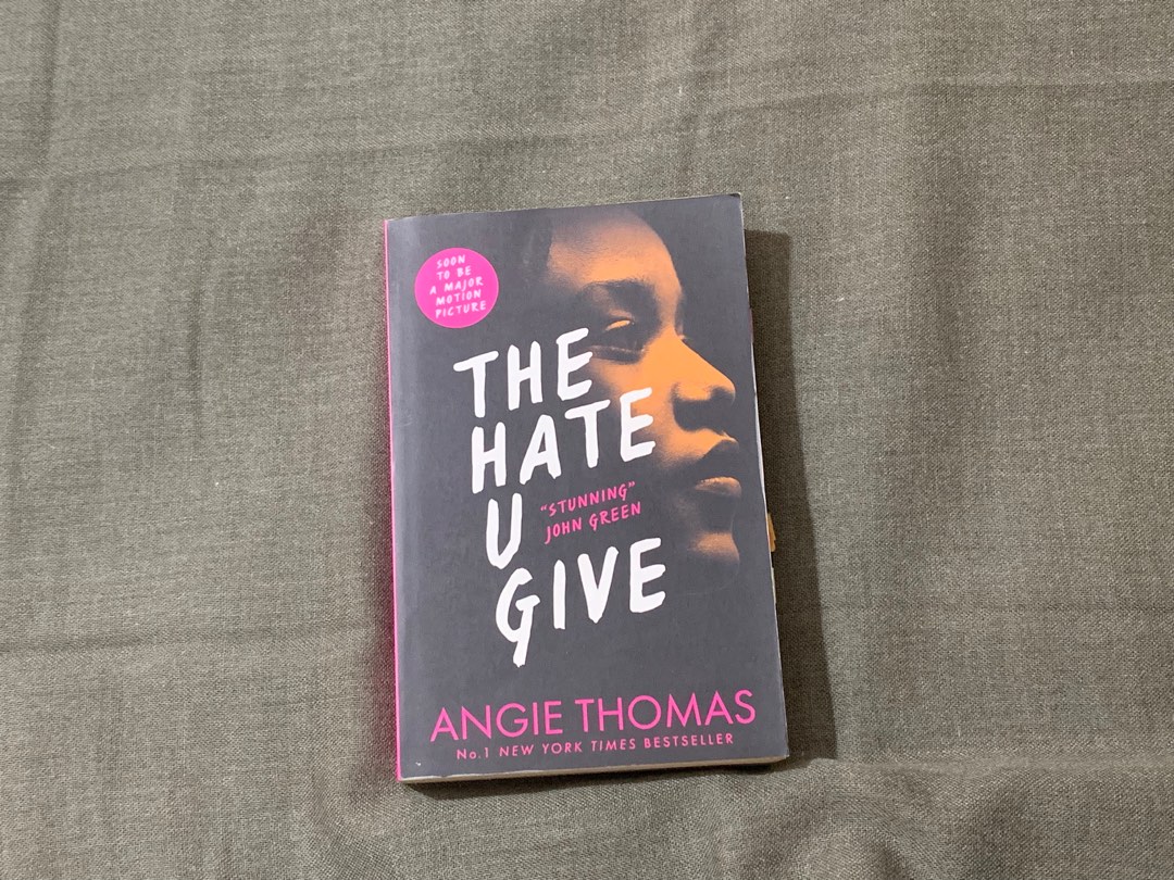 the hate u give by angie thomas, Buku & Alat Tulis, Buku di Carousell