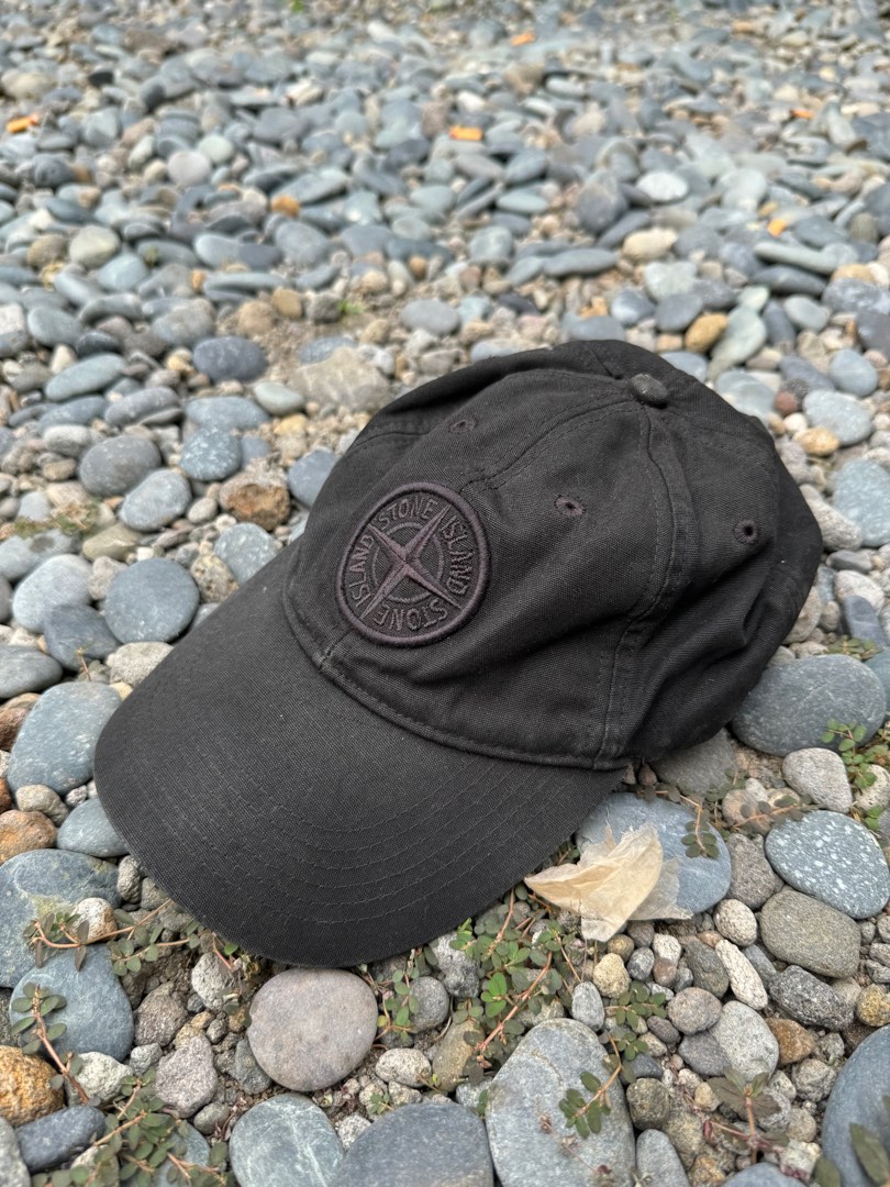 topi stone island original detail liat poto, Fesyen Pria, Aksesoris ...